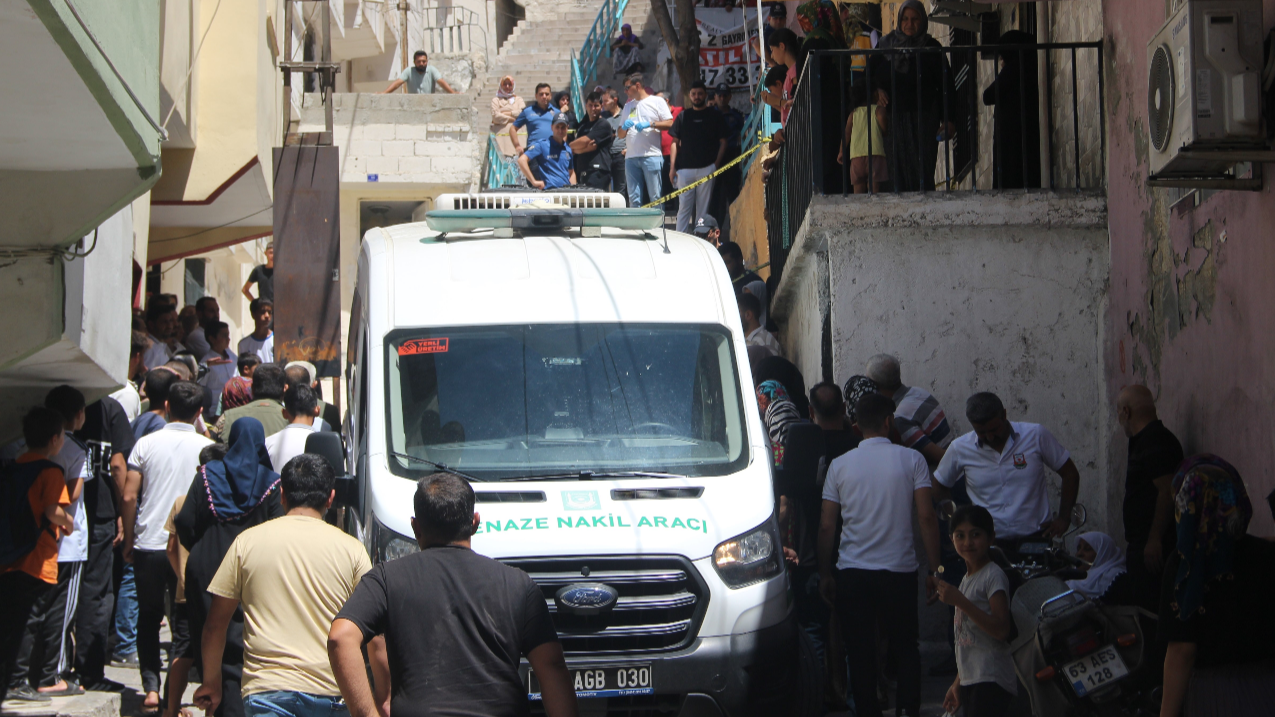 Genç Çift Evde Silahla Vurulmuş Halde Ölü Bulundu - Urfa Haber